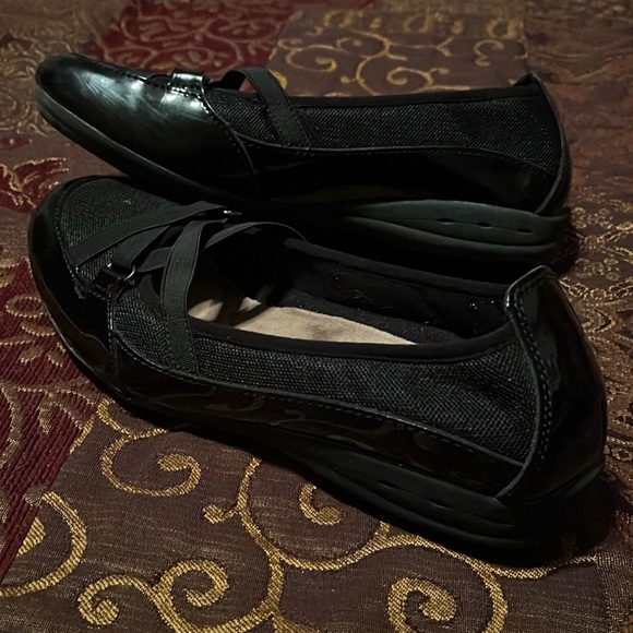 Earth Spirit | Shoes | Earth Spirit Elastic Strap Patent And Mesh Slip ...